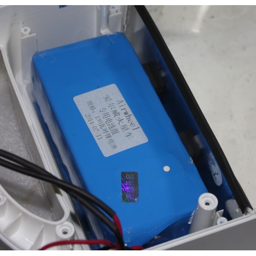 Airwheel battery